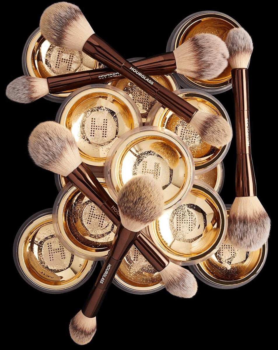 Conquer Time: The Best Loose Powder for Mature Skin