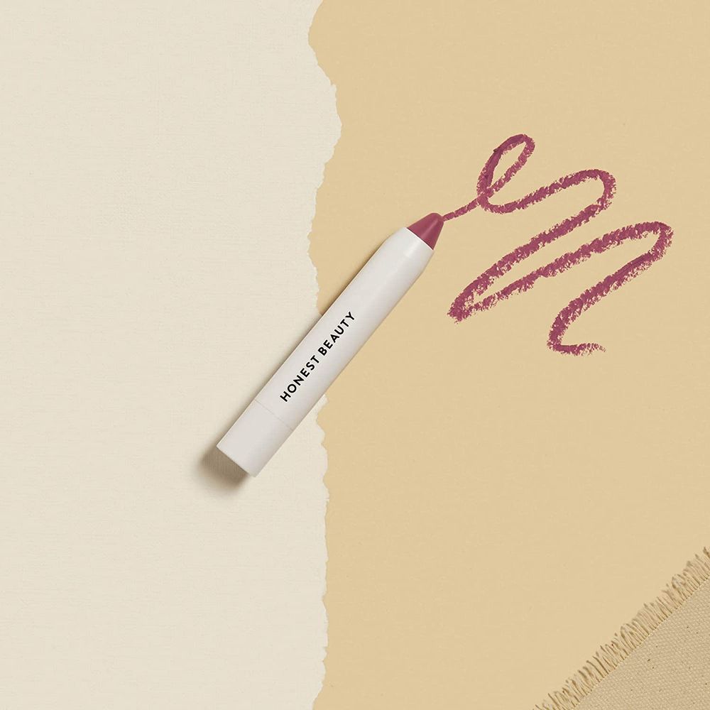 Here are the 7 Best Lip Crayon Picks for the Perfect Pout